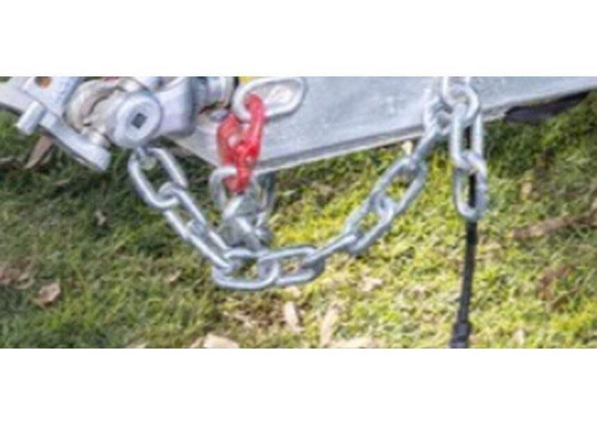 Safety Chains / Tow Chains - Offroad Hybrid Campers and Caravans
